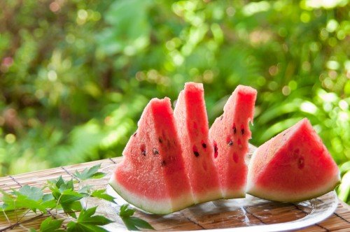 Come scegliere l'anguria perfetta? Ecco 4 cose da fare!